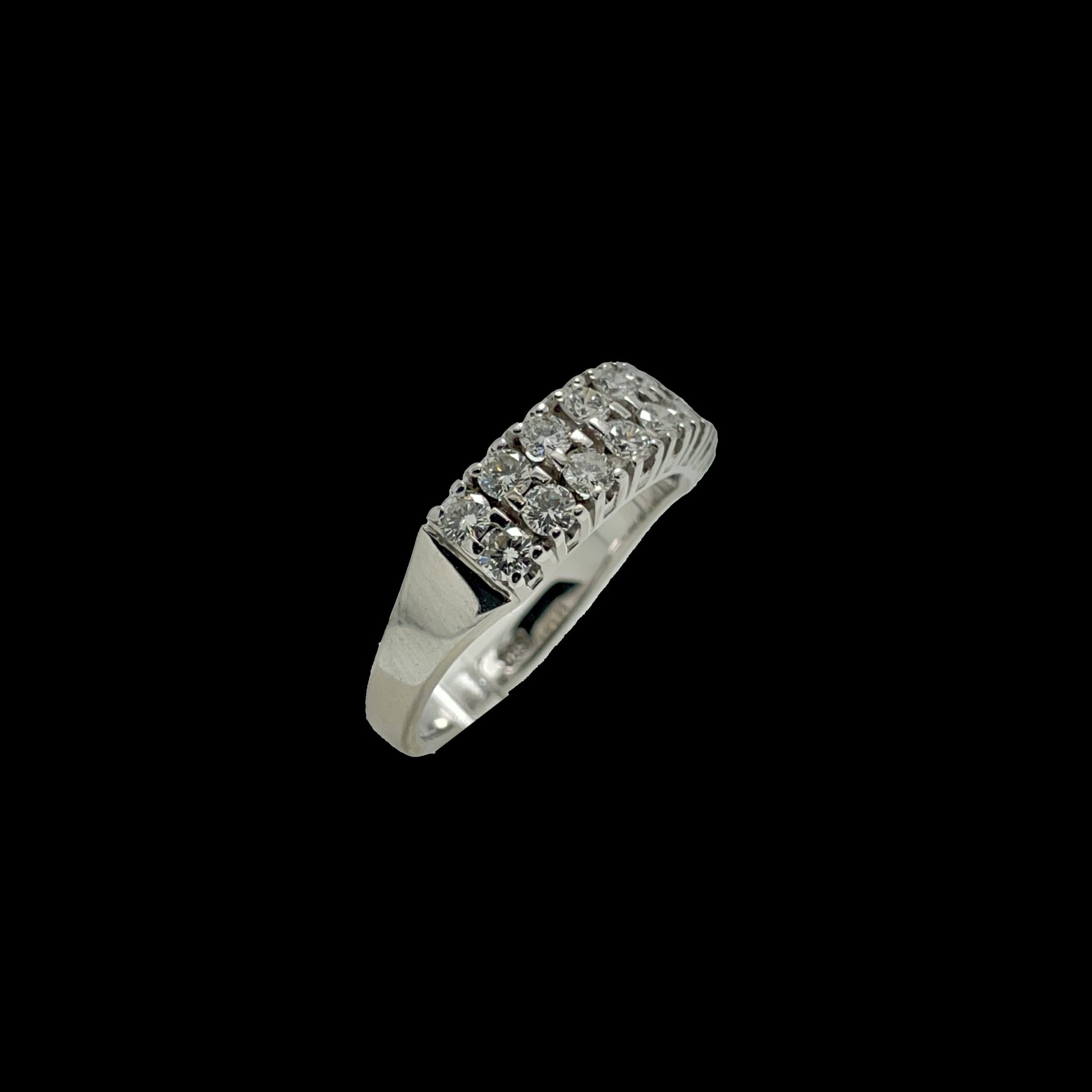 BAGUE DEMI-TOUR COMPLET DEUX LIGNES SERTIE DE 16 DIAMANTS OR GRIS 14K ...
